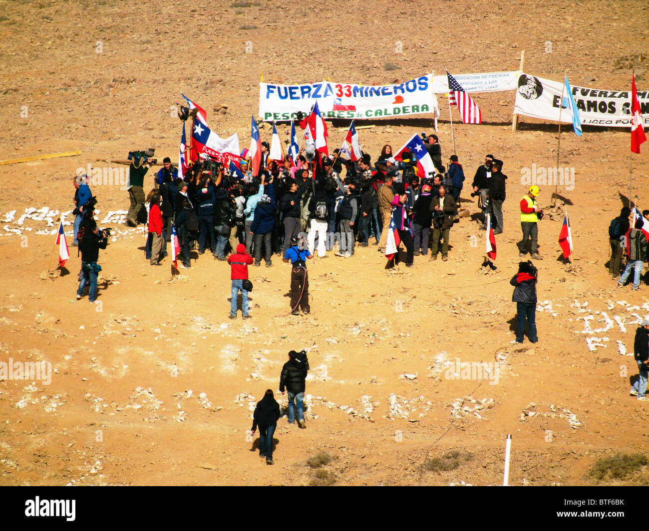 Reportage-33 Miners Chile, rescued alive on Atacama desert, San Jose ...