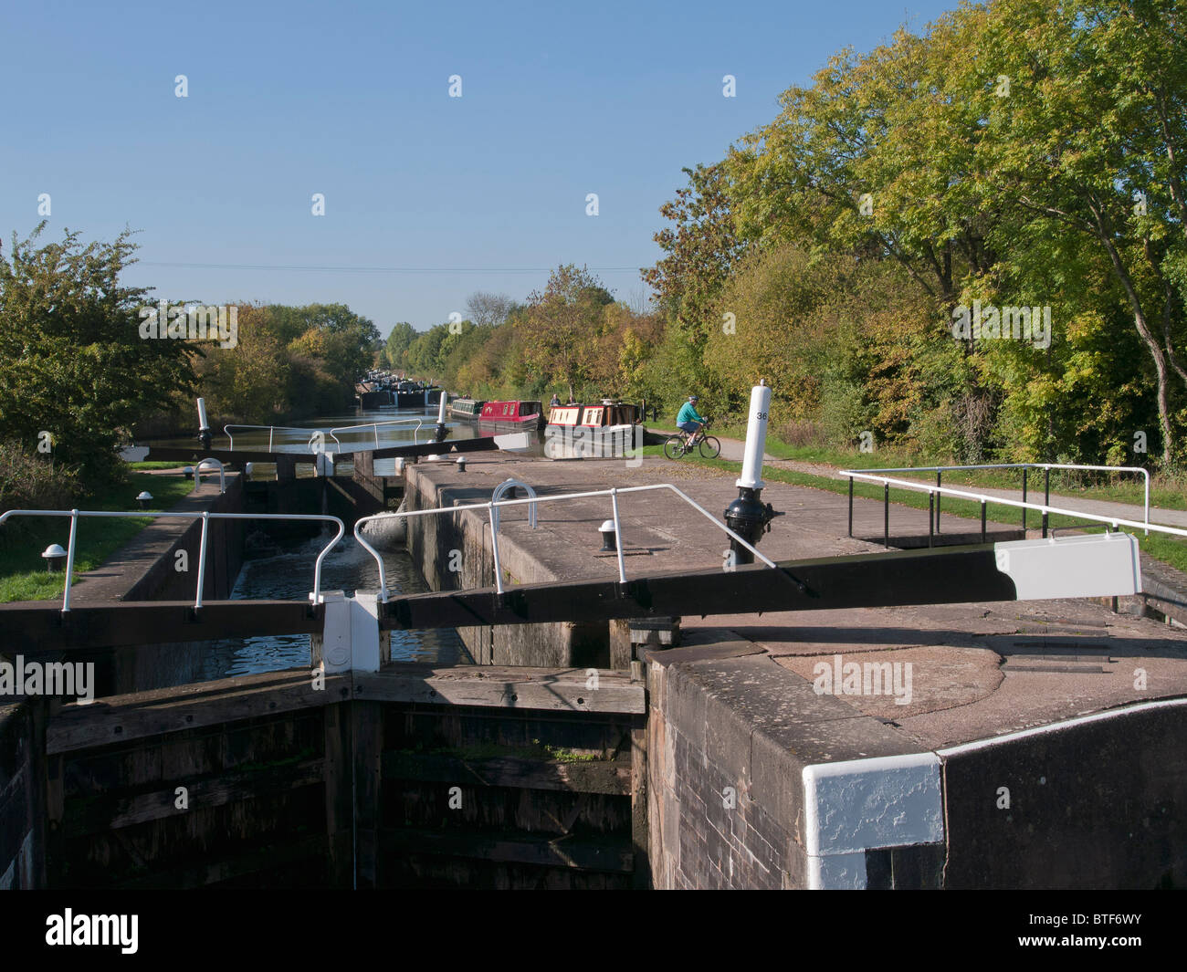 grand union canal hatton flight of locks warwickshire midlands england ...