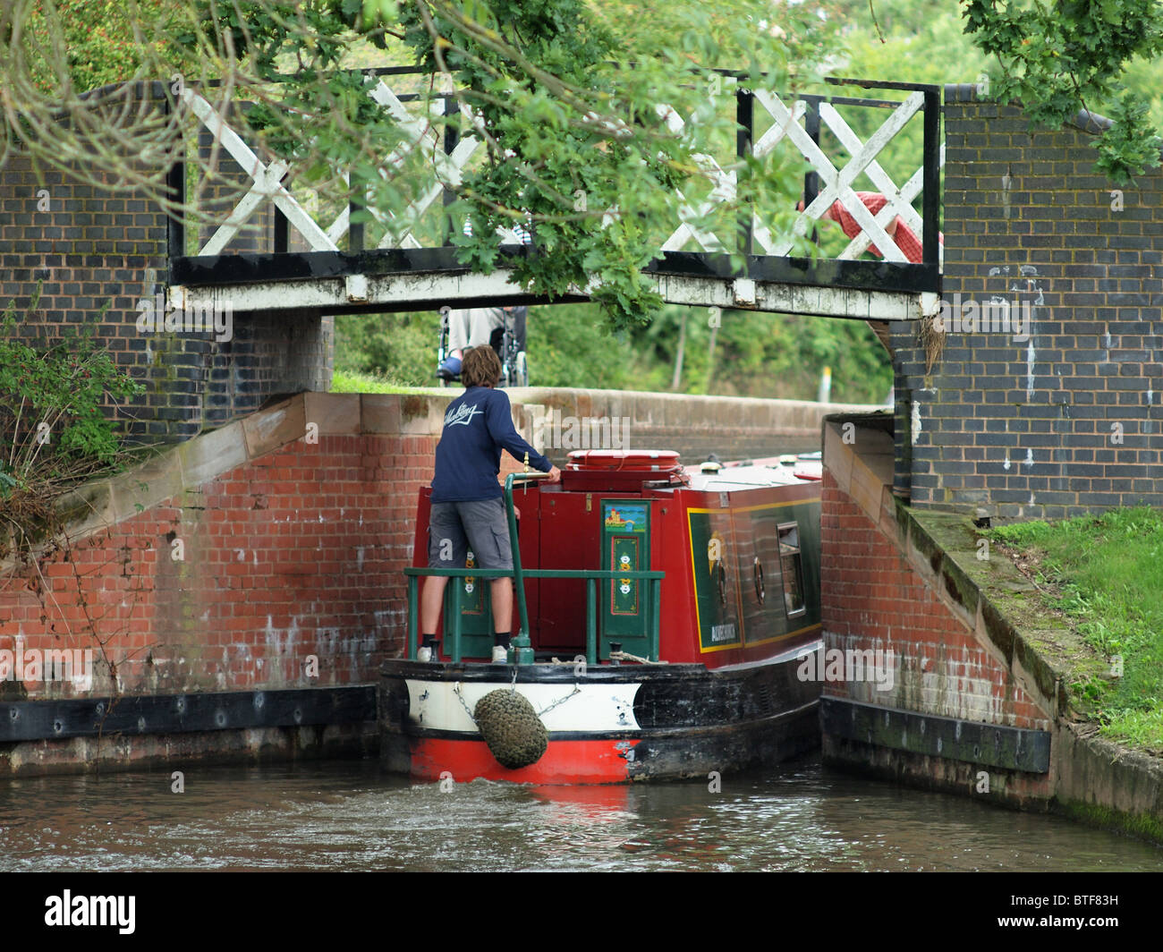 stratford upon avon canal lapworth flight of locks warwickshire ...