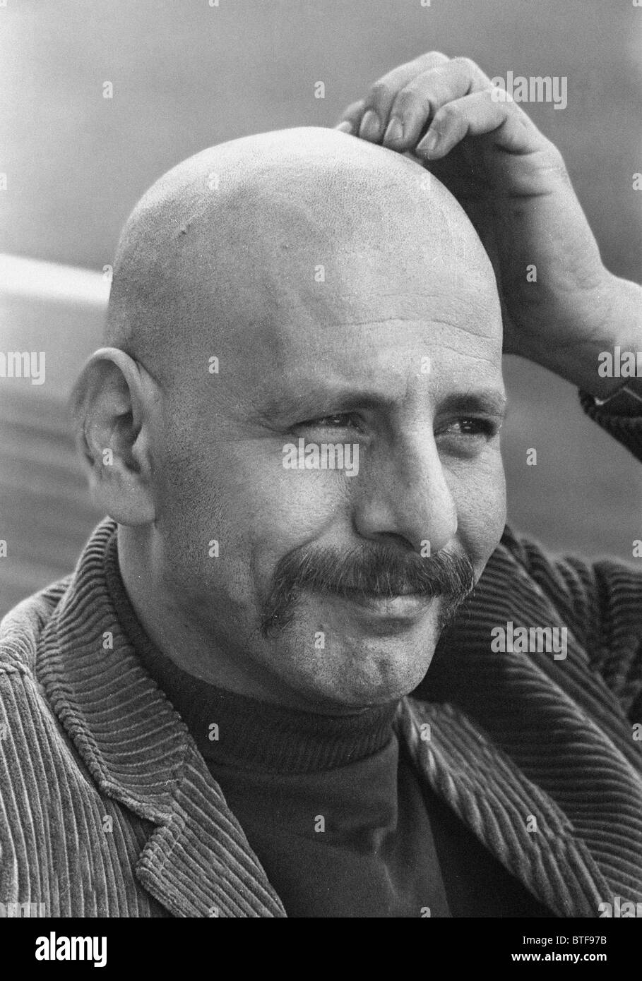 Topol actor hi-res stock photography and images - Alamy