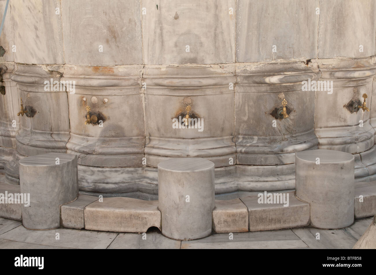 Water Taps at a Muslim Mosque Stock Photo - Alamy