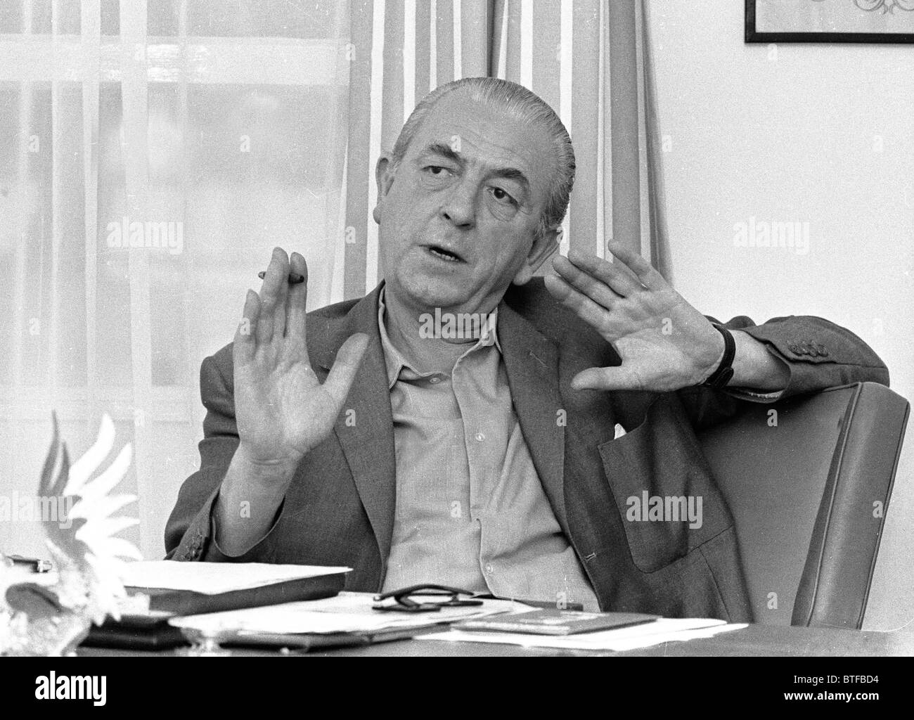 John clements hi-res stock photography and images - Alamy