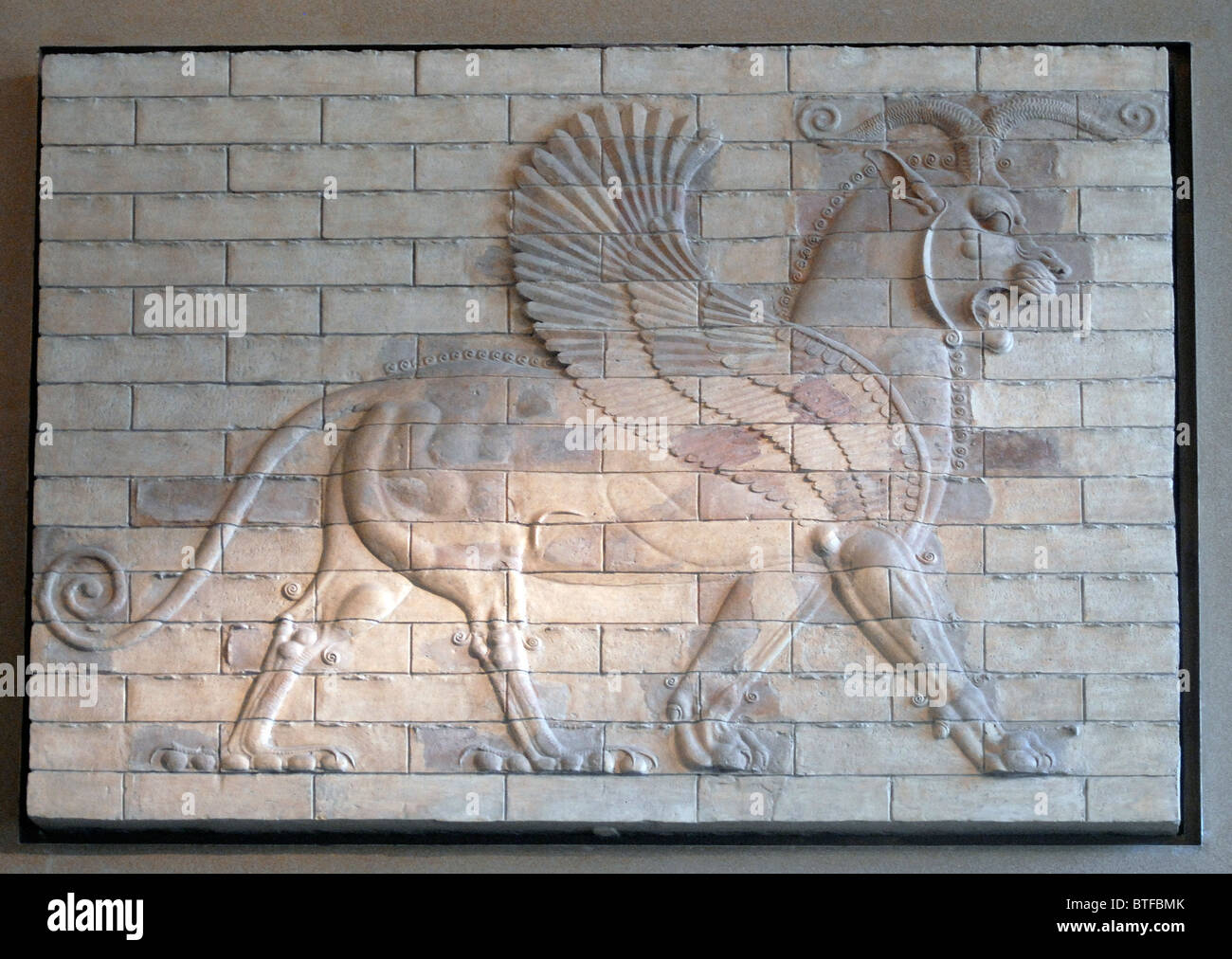 Babylonian lion. High relief. Sumerian and Babylonian art. Louvre ...