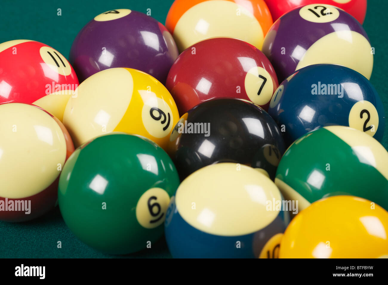 Pool table balls break hi-res stock photography and images - Alamy