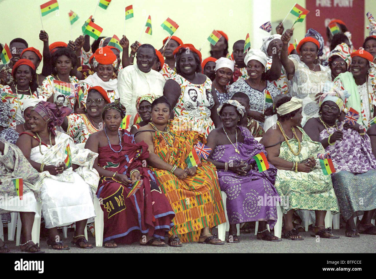 Crowd in traditional costume in Accra, Ghana Stock Photo - Alamy