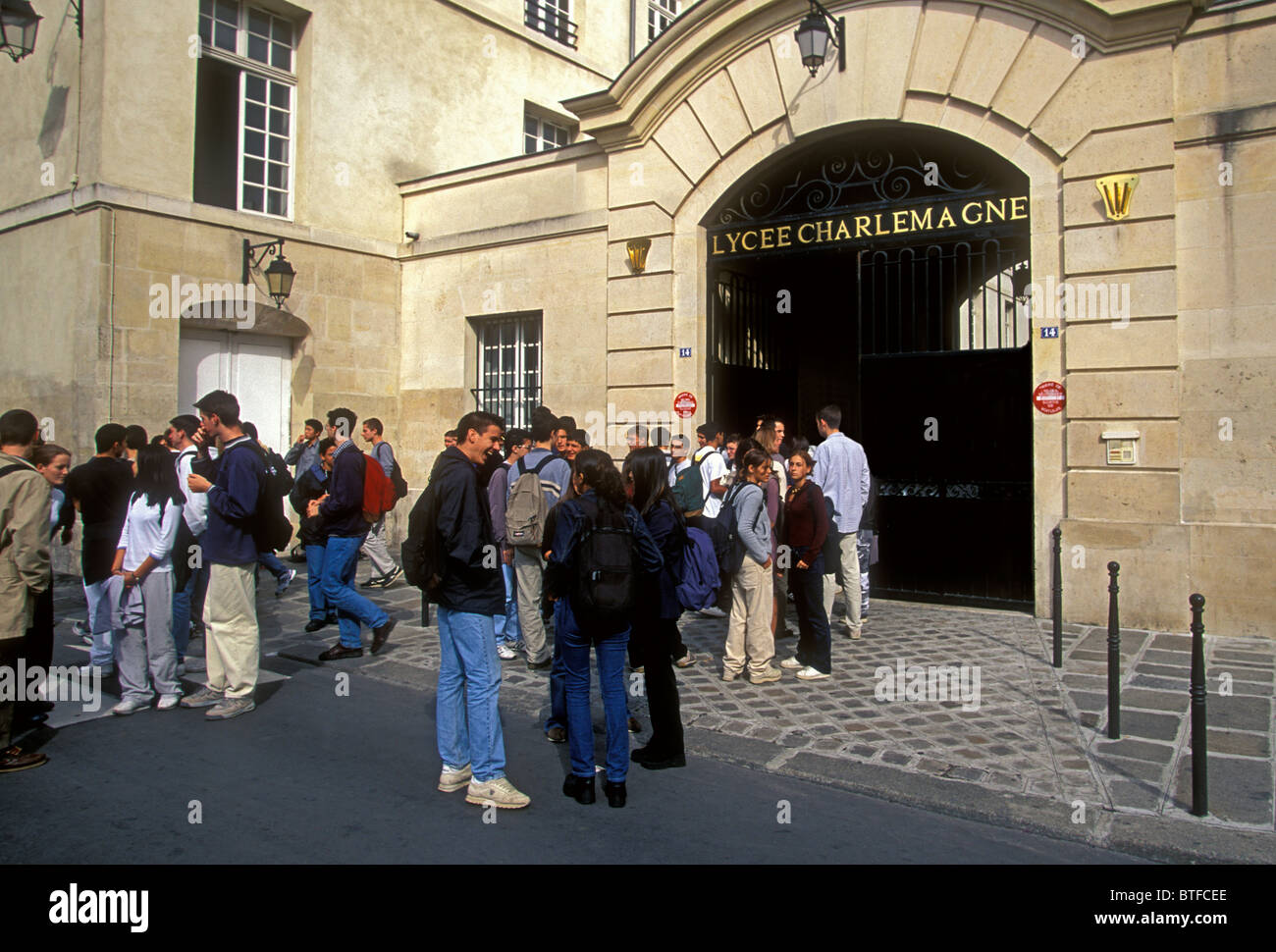 French high school students schoolboys and schoolgirls getting together ...