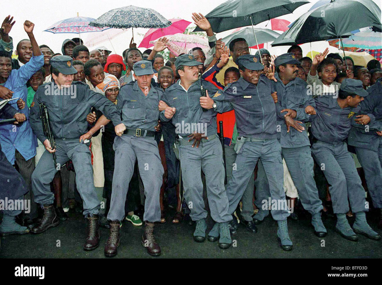 South africa police uniforms hi-res stock photography and images - Alamy