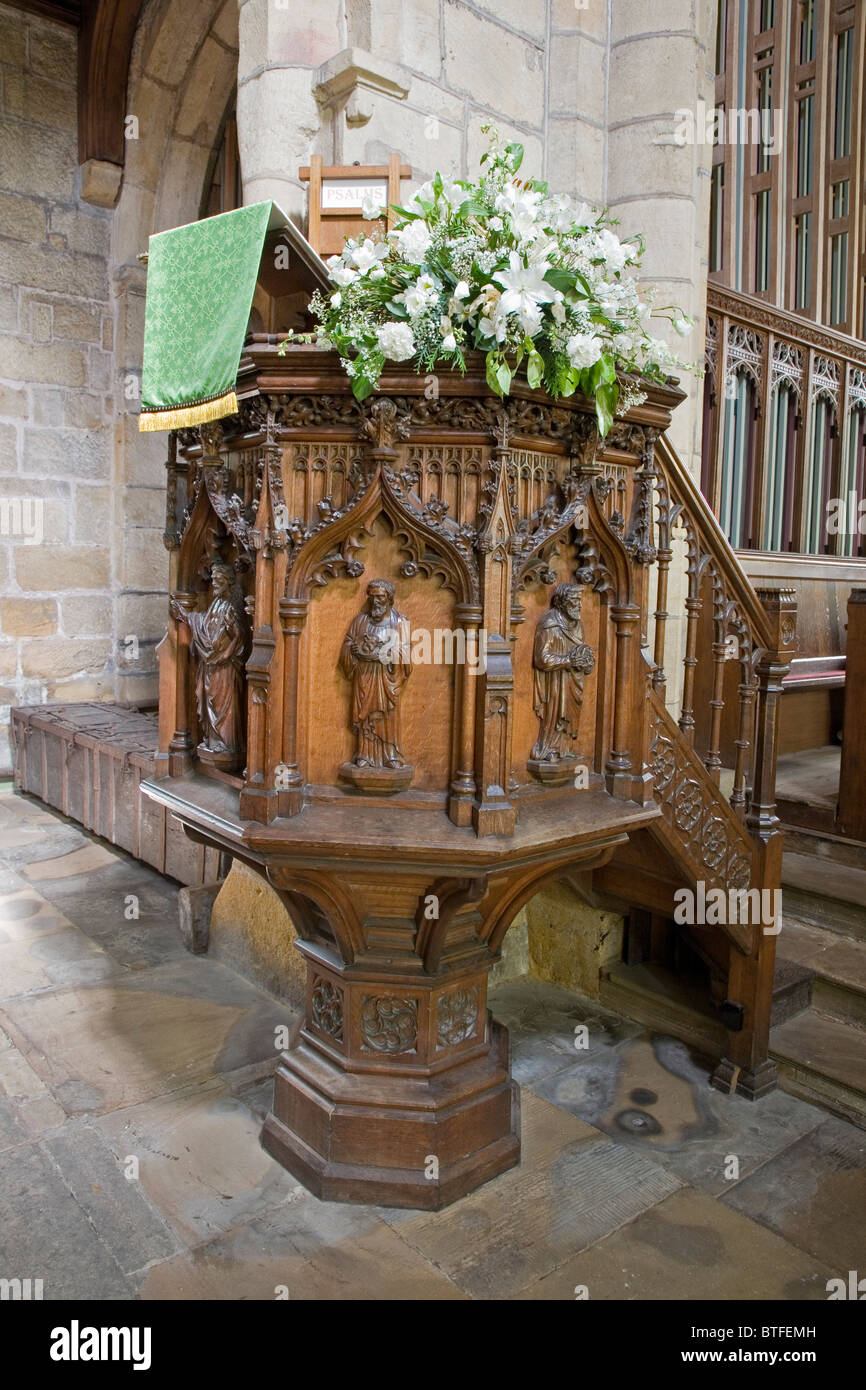 Pulpit inside church hi-res stock photography and images - Alamy