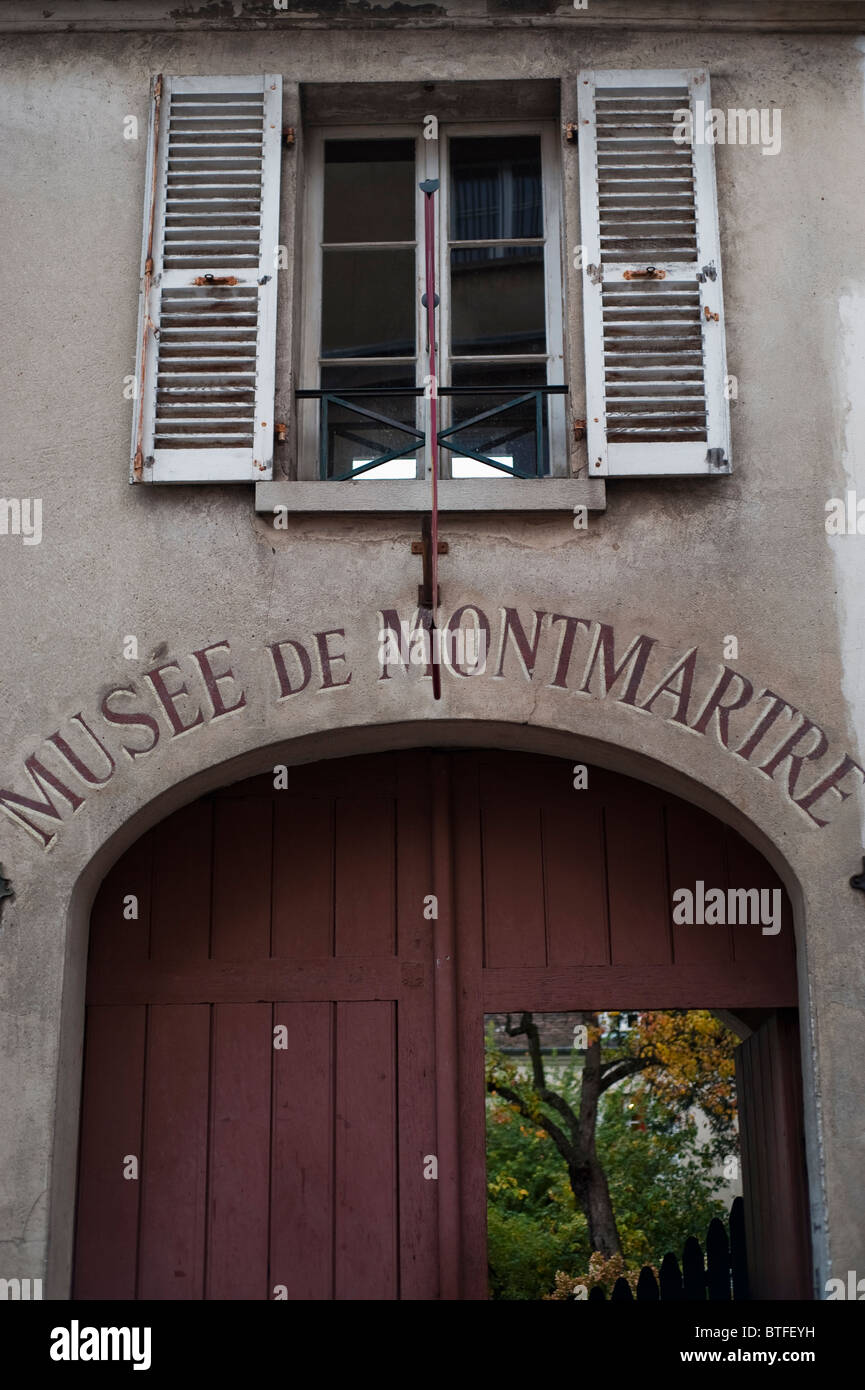 Montmartre Museum Sign Paris High Resolution Stock Photography and ...