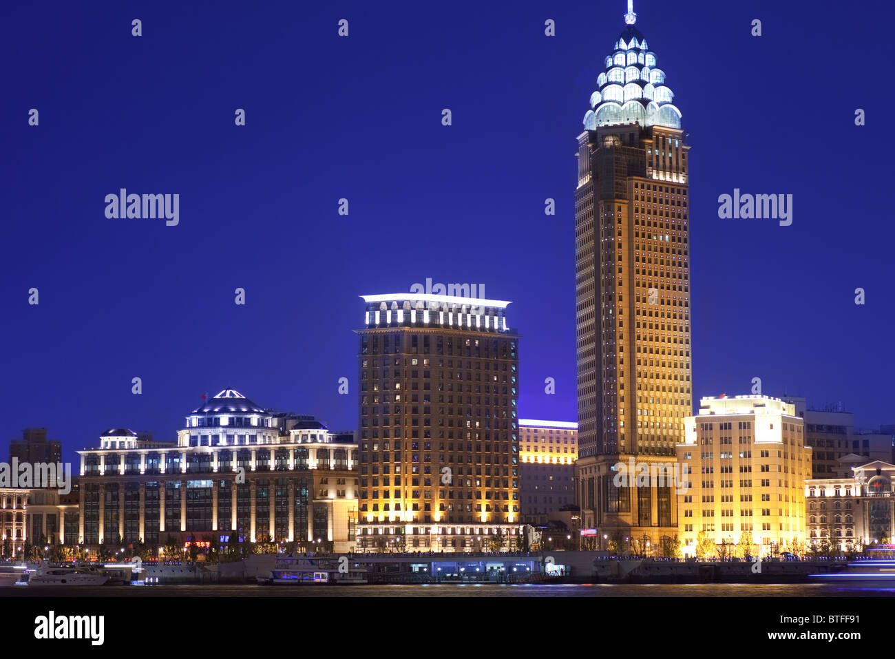 shanghai historic bund night view Stock Photo - Alamy