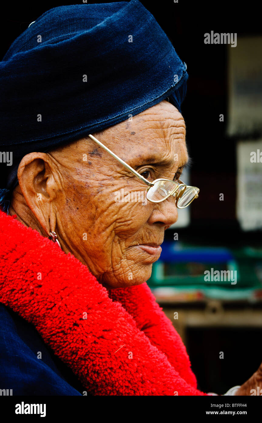 Woman in a village in Chiang Rai province, northern Thailand Stock ...