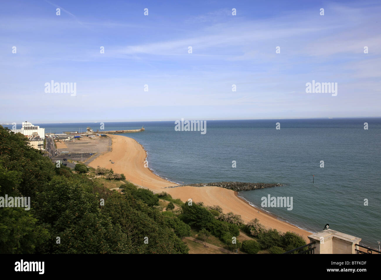 View from the clifftops along the Kent coast at Folkestone looking East ...