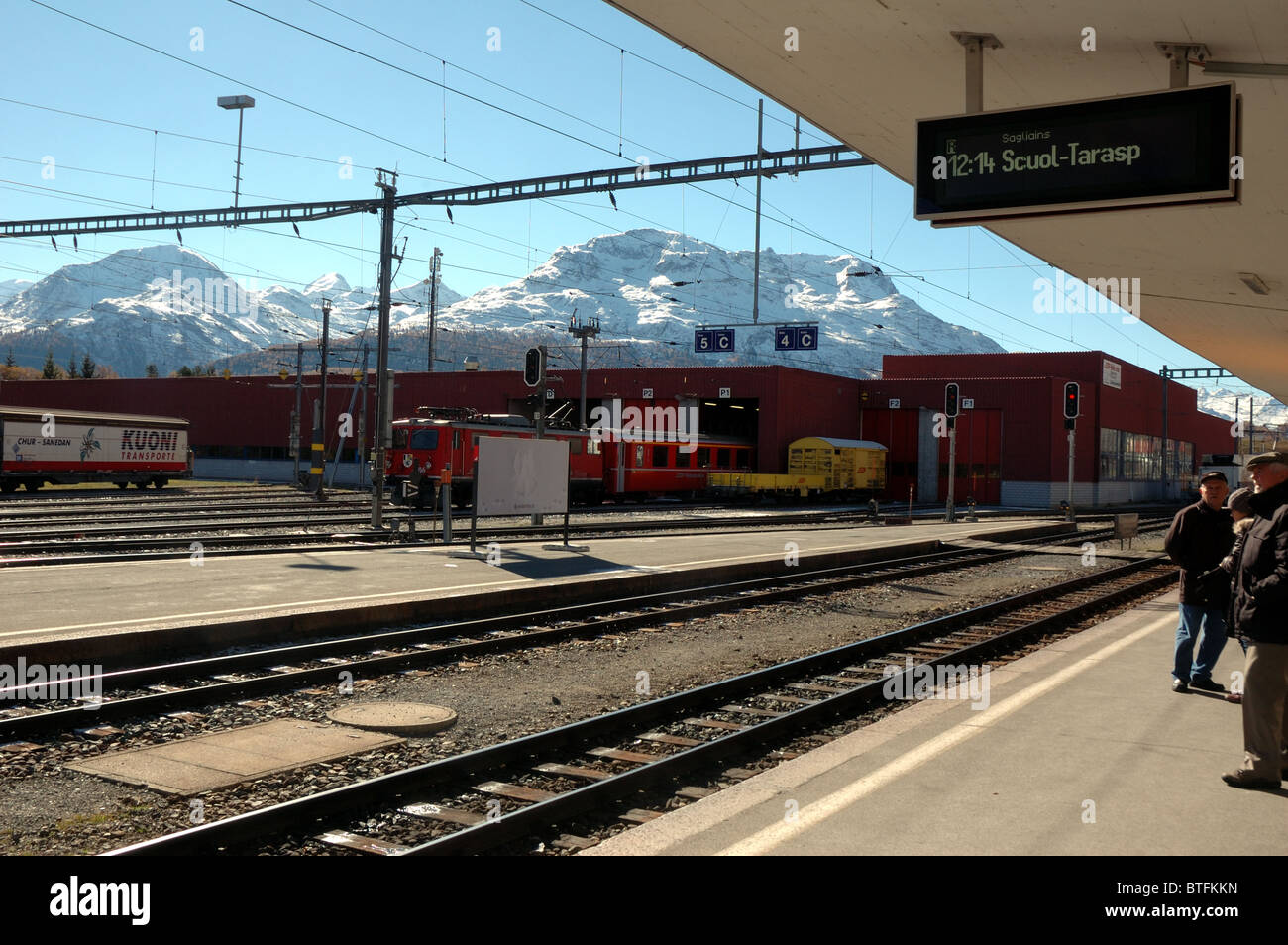 Rhatische rail hi-res stock photography and images - Alamy