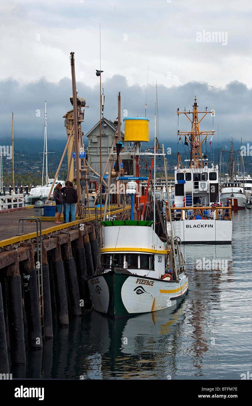 Santa barbara harbor hi-res stock photography and images - Alamy
