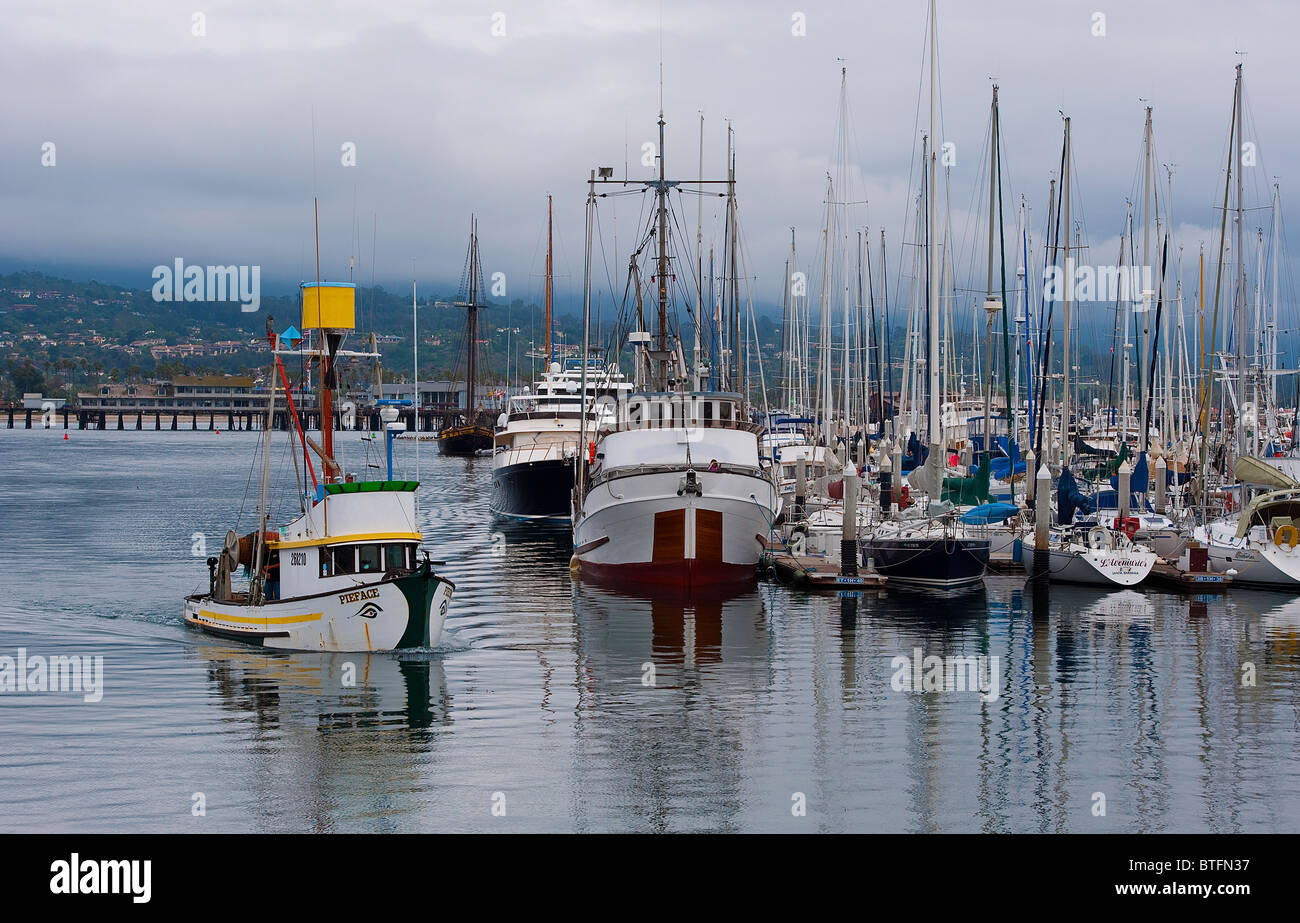 Santa Barbara Harbor Stock Photo - Alamy