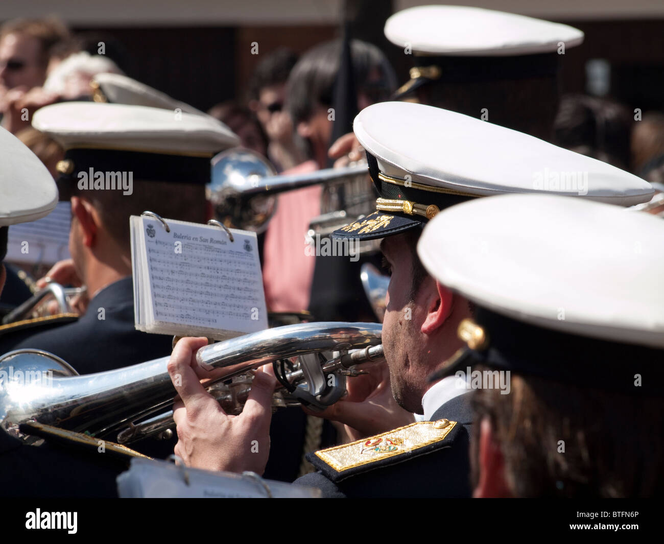 Musicians parade hi-res stock photography and images - Alamy