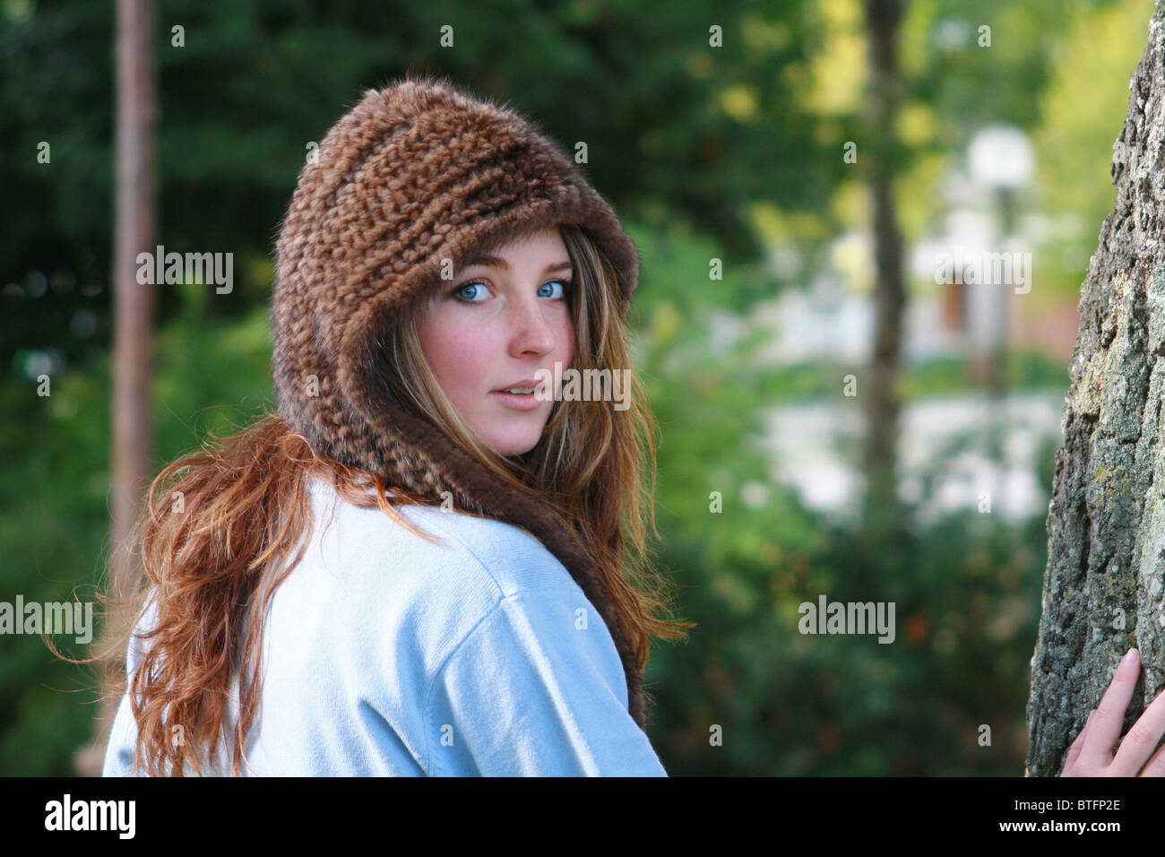portrait girl chestnut hat Stock Photo - Alamy