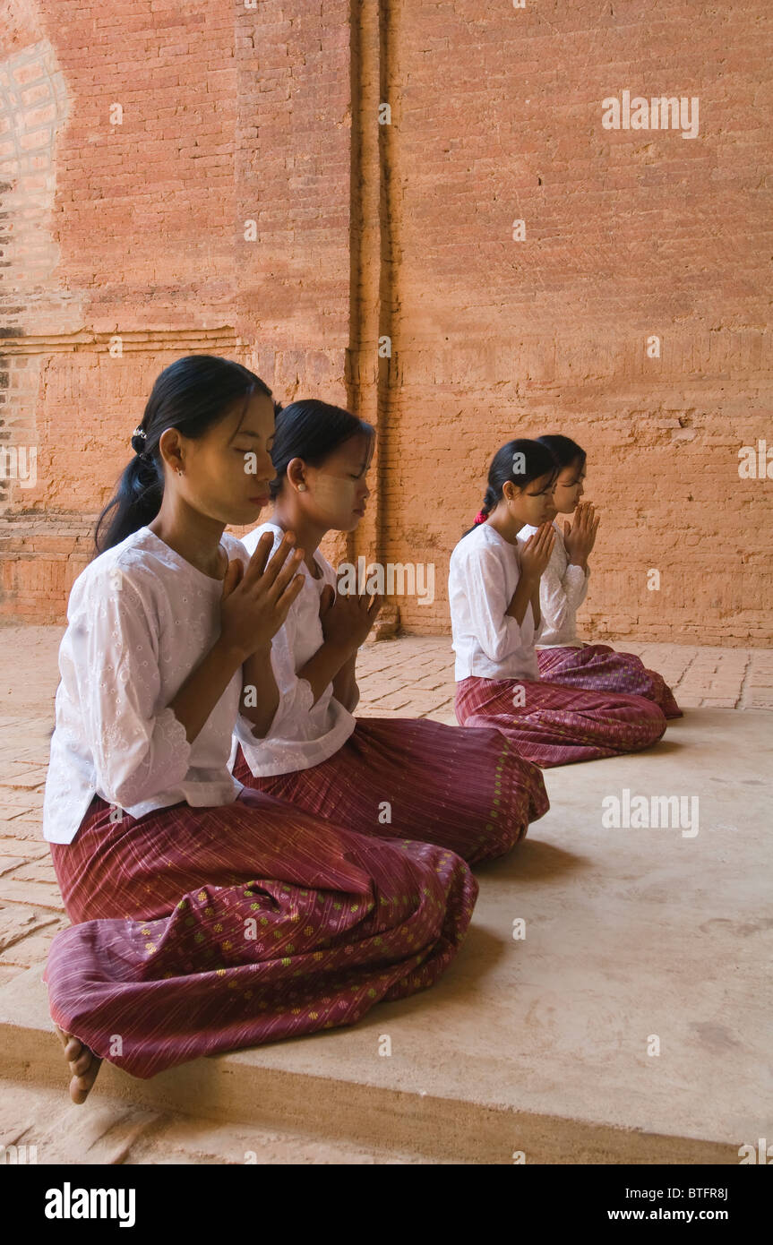 Pagan myanmar hi-res stock photography and images - Alamy
