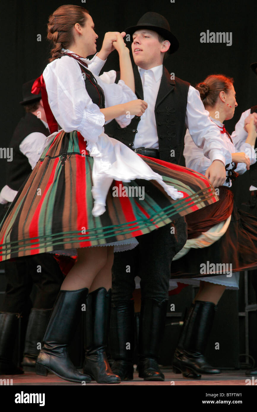 Hungary, Budapest, folk dancers, people Stock Photo - Alamy