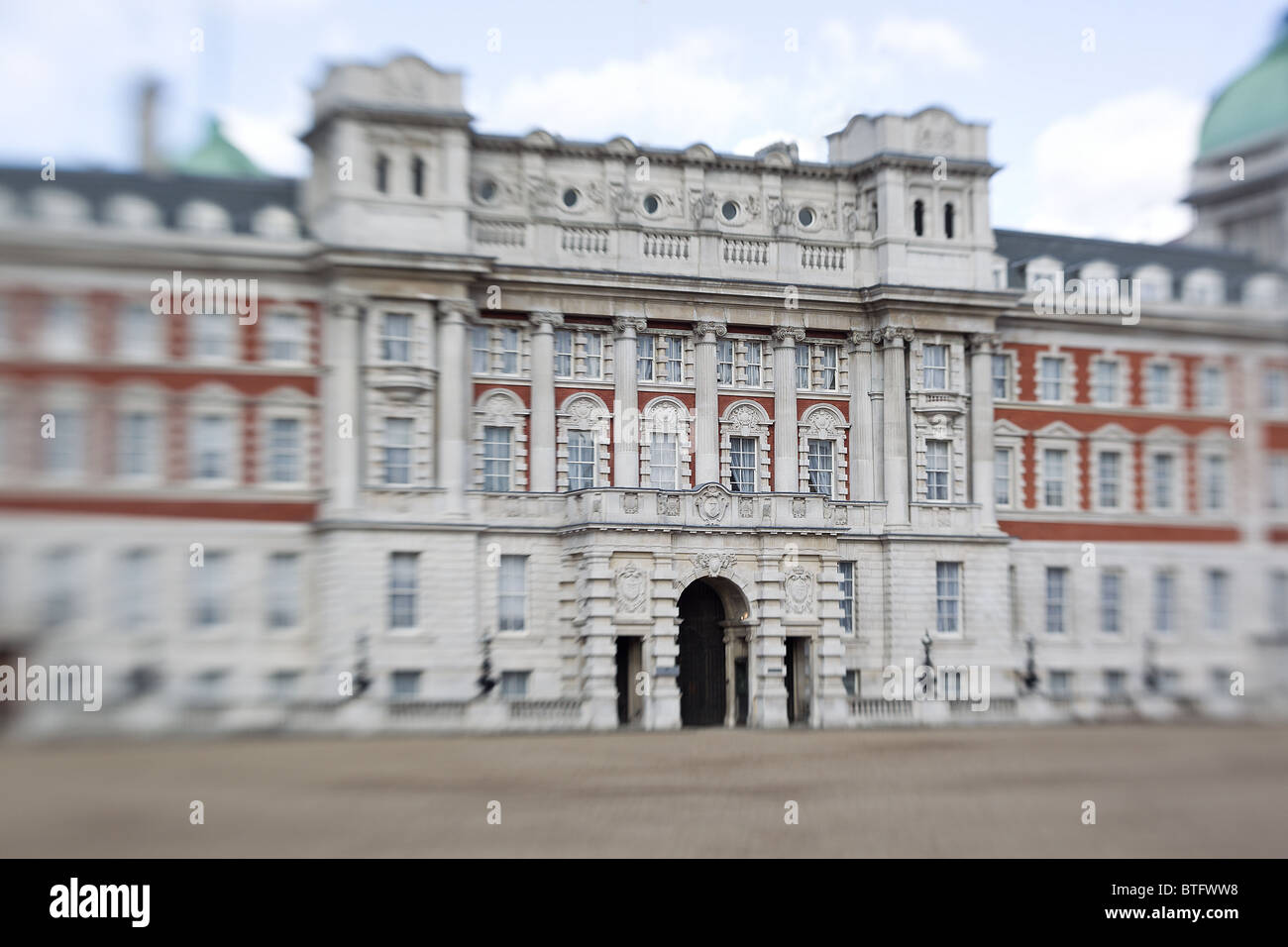 Horseguards parade building hi-res stock photography and images - Alamy