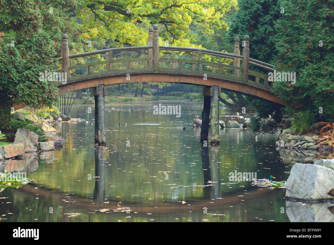 Japanese water bridge hi-res stock photography and images - Alamy
