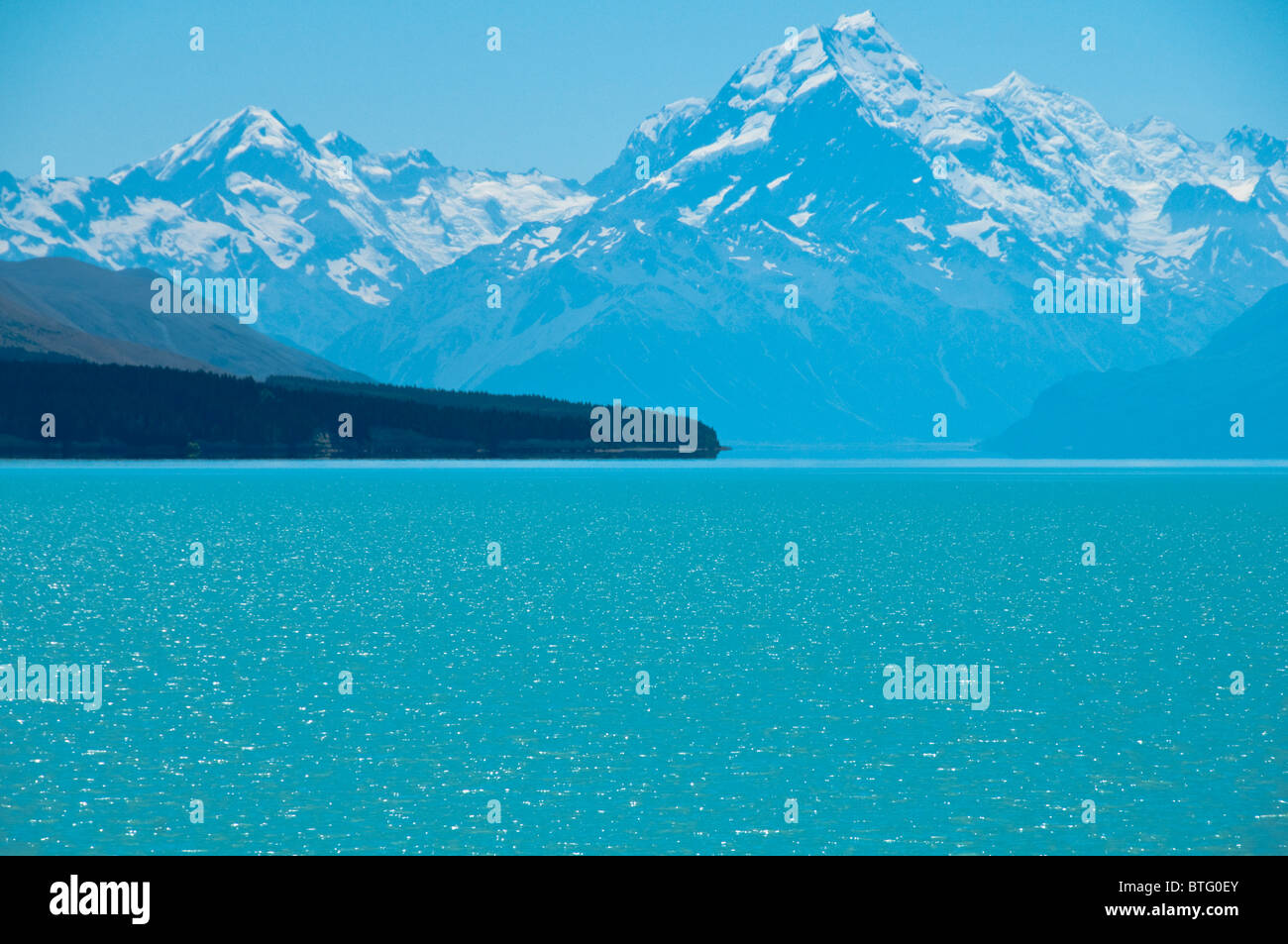 Lake Pukaki,Aoraki/Mt Cook,Mackenzie Country,Snow Caped, Southern Alps ...