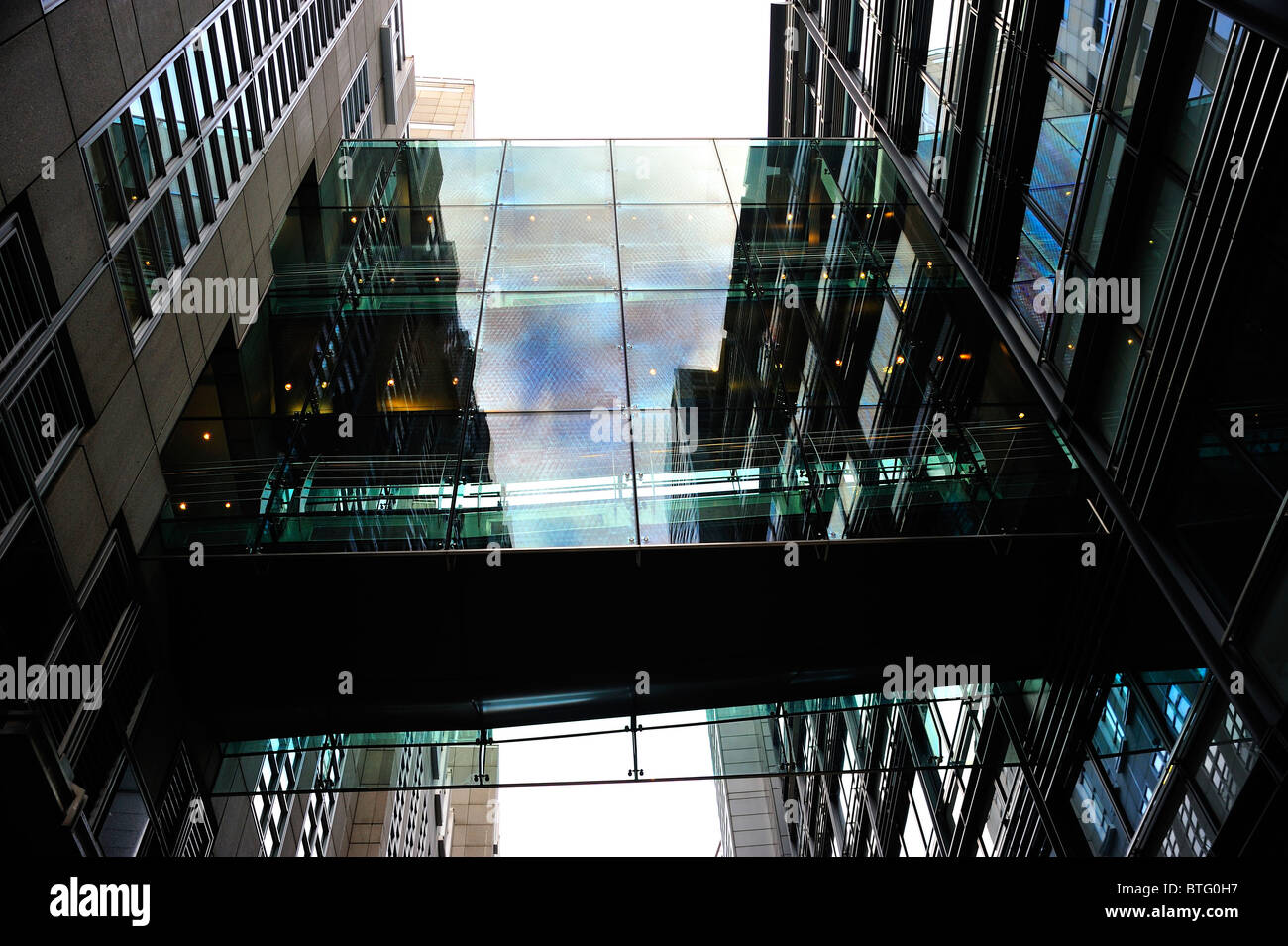 Bridge Between Office Buildings Stock Photo - Alamy