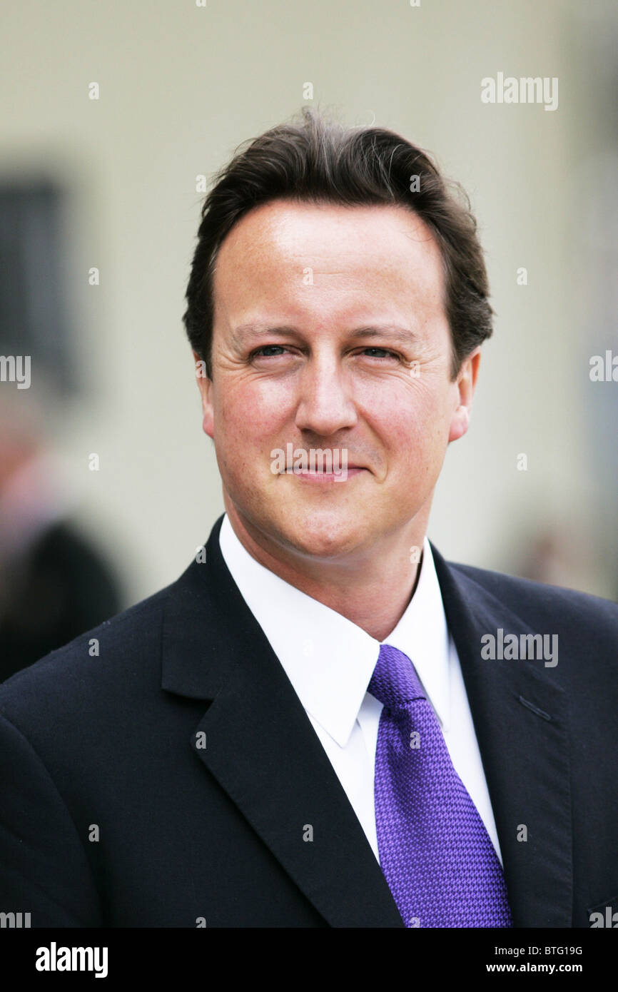 David cameron portrait hi-res stock photography and images - Alamy