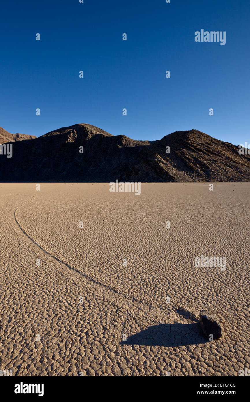 Sailing sliding rocks mysteriously move hi-res stock photography and ...
