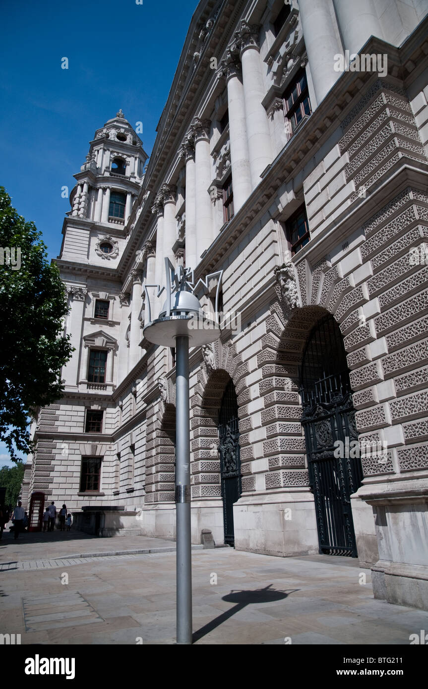 Stone facade architecture hi-res stock photography and images - Alamy
