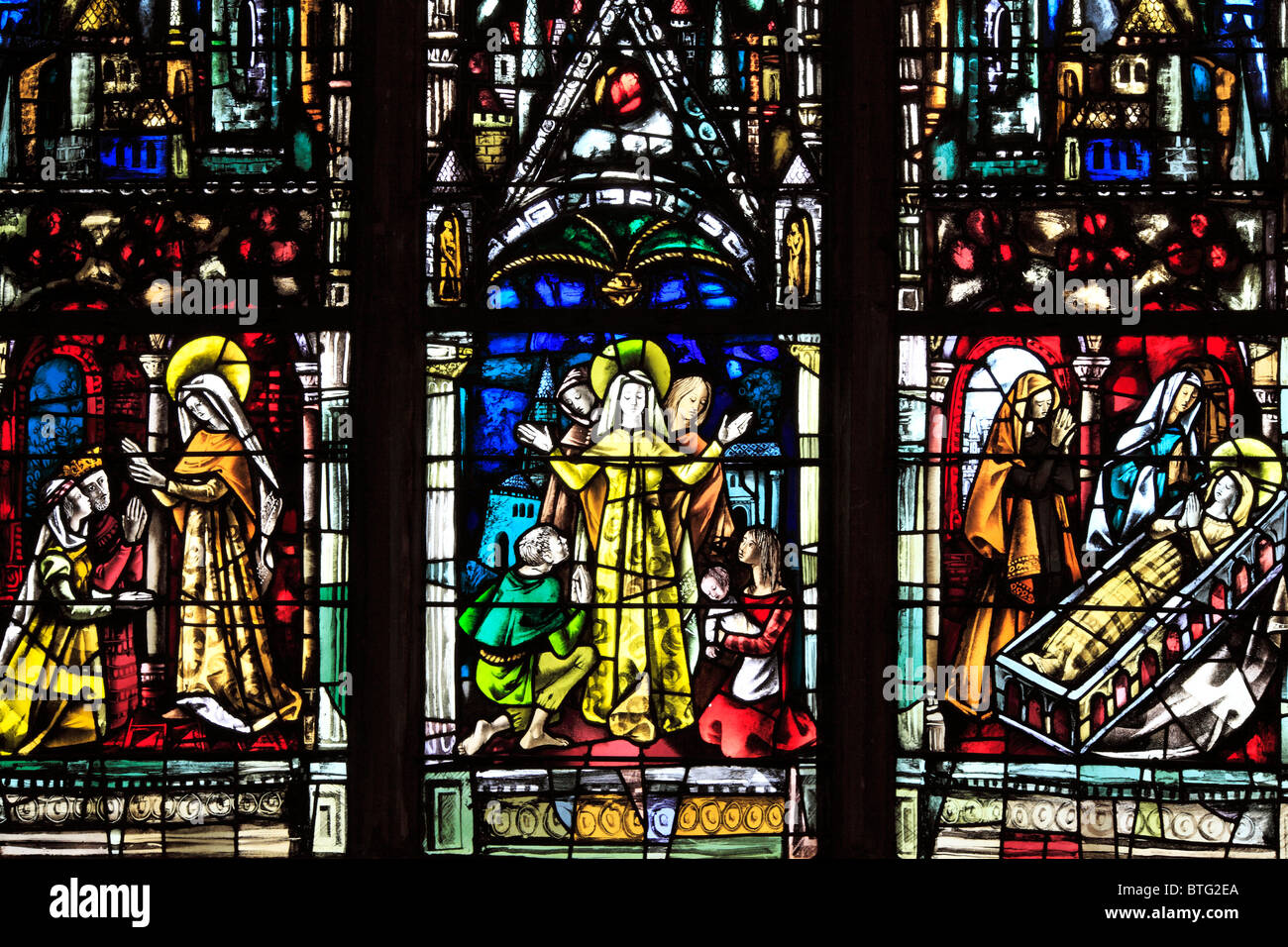 France medieval window hi-res stock photography and images - Alamy