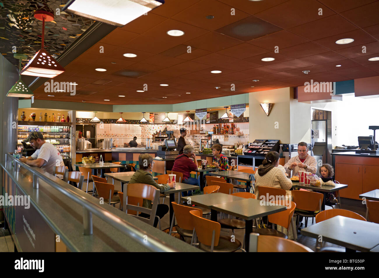 Wolfgang Puck's food outlet/cafe at Chicago O'Hare Airport, Illinois ...
