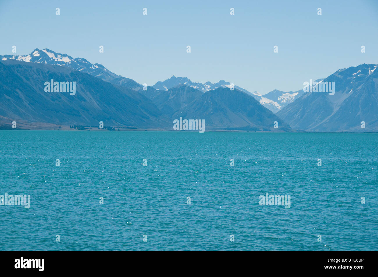 Ben Ohau Range of Mountains, Ruataniwha Conservation Park,Shores of ...