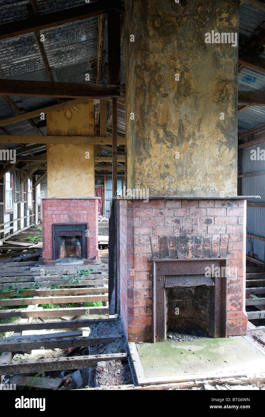 Old Fireplace Hut Interior High Resolution Stock Photography and Images ...