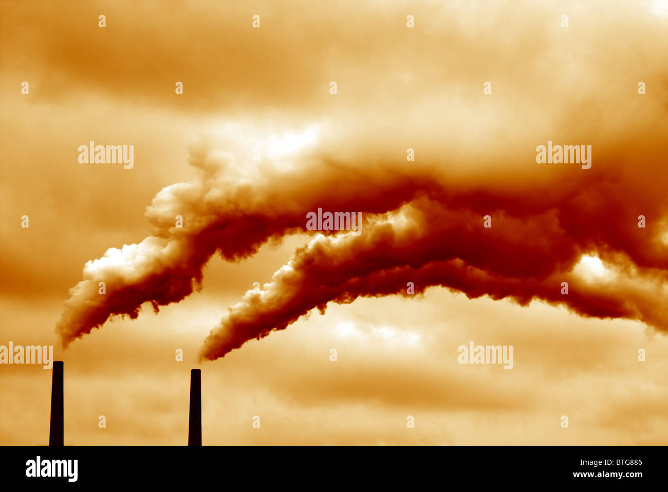 Black smoke factory hi-res stock photography and images - Alamy