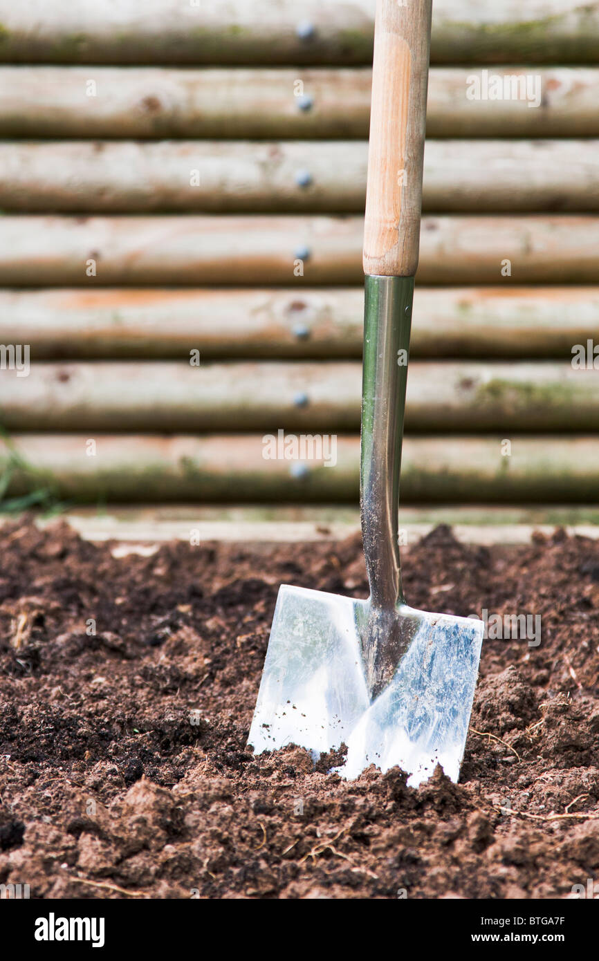 Dug the earth hi-res stock photography and images - Alamy