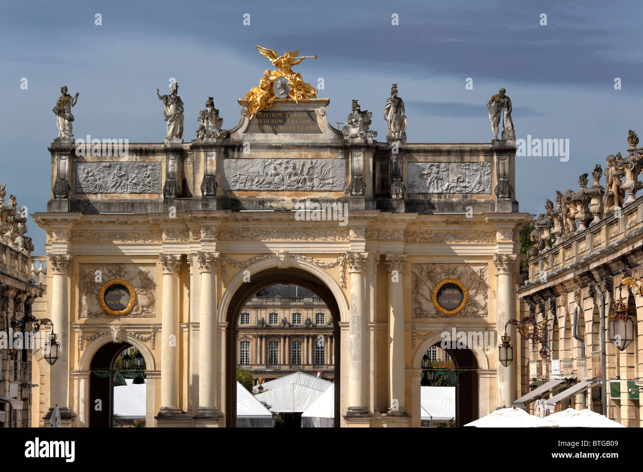 Triumphal arch, Place Stanislas, Nancy, Meurthe-et-Moselle department ...
