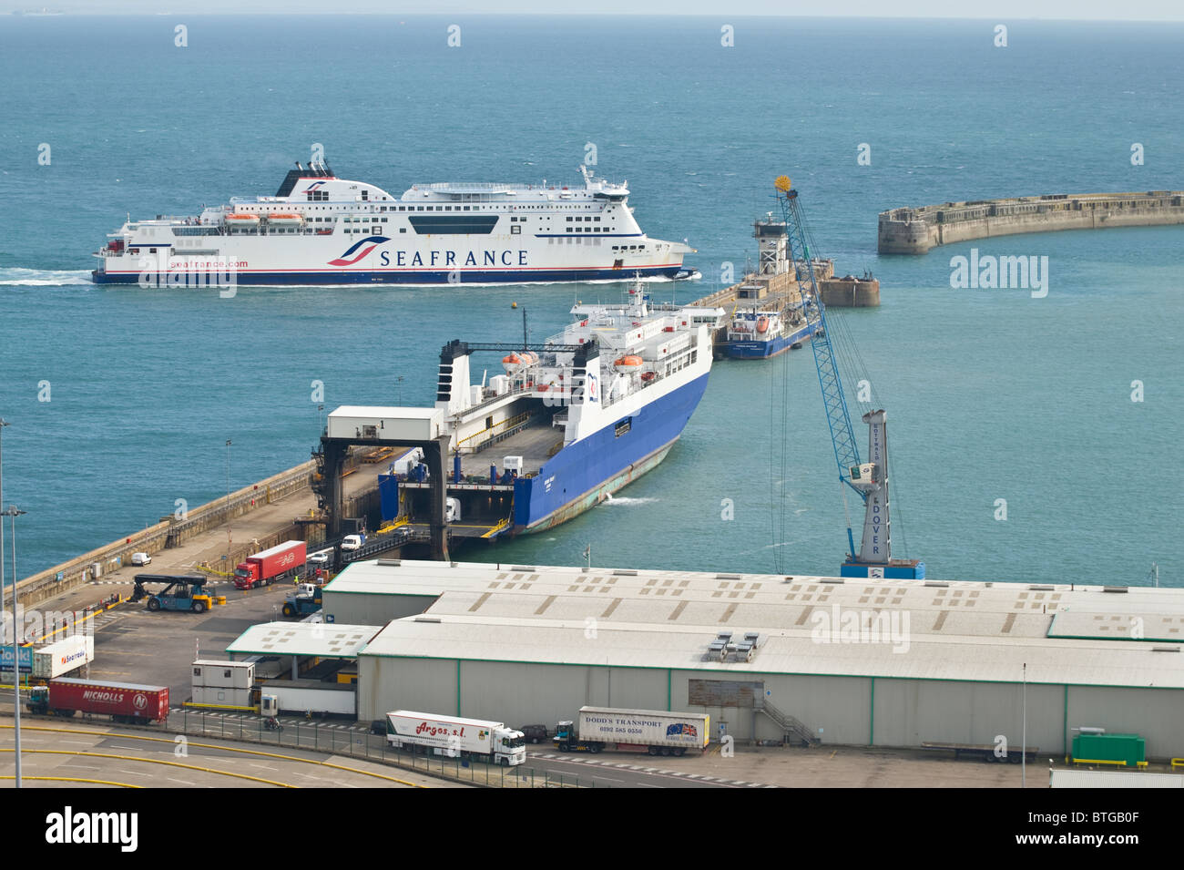 Cross channel ferries hi-res stock photography and images - Alamy