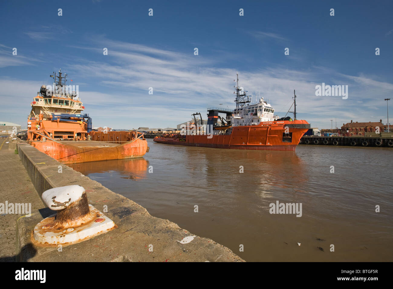Great Yarmouth Docks Stock Photo - Alamy