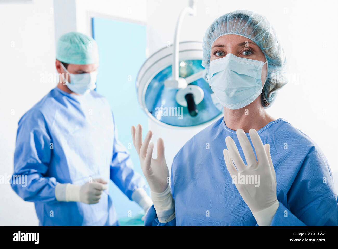 Medical personnel in operating room Stock Photo - Alamy
