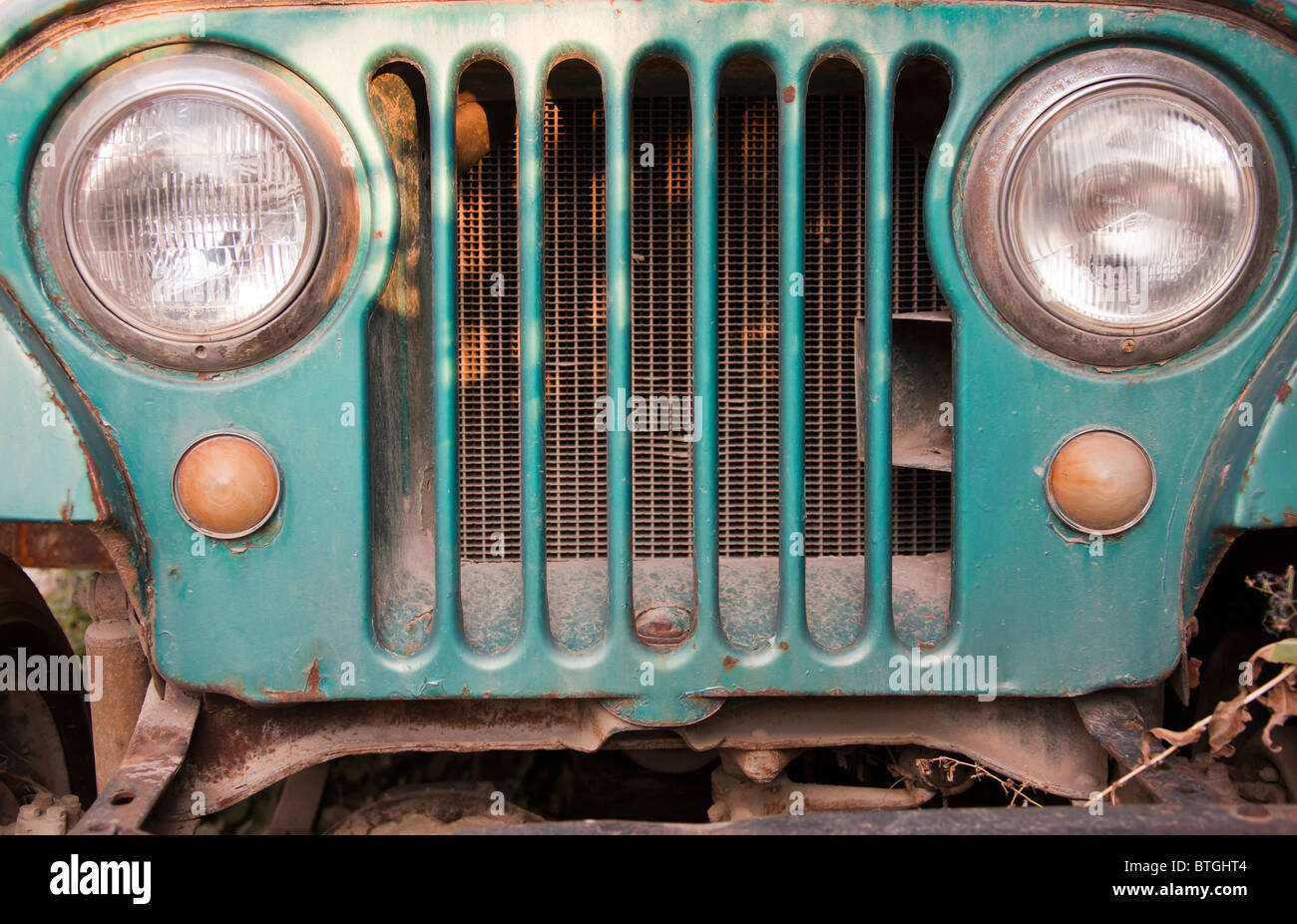 Old rusty jeep hi-res stock photography and images - Alamy