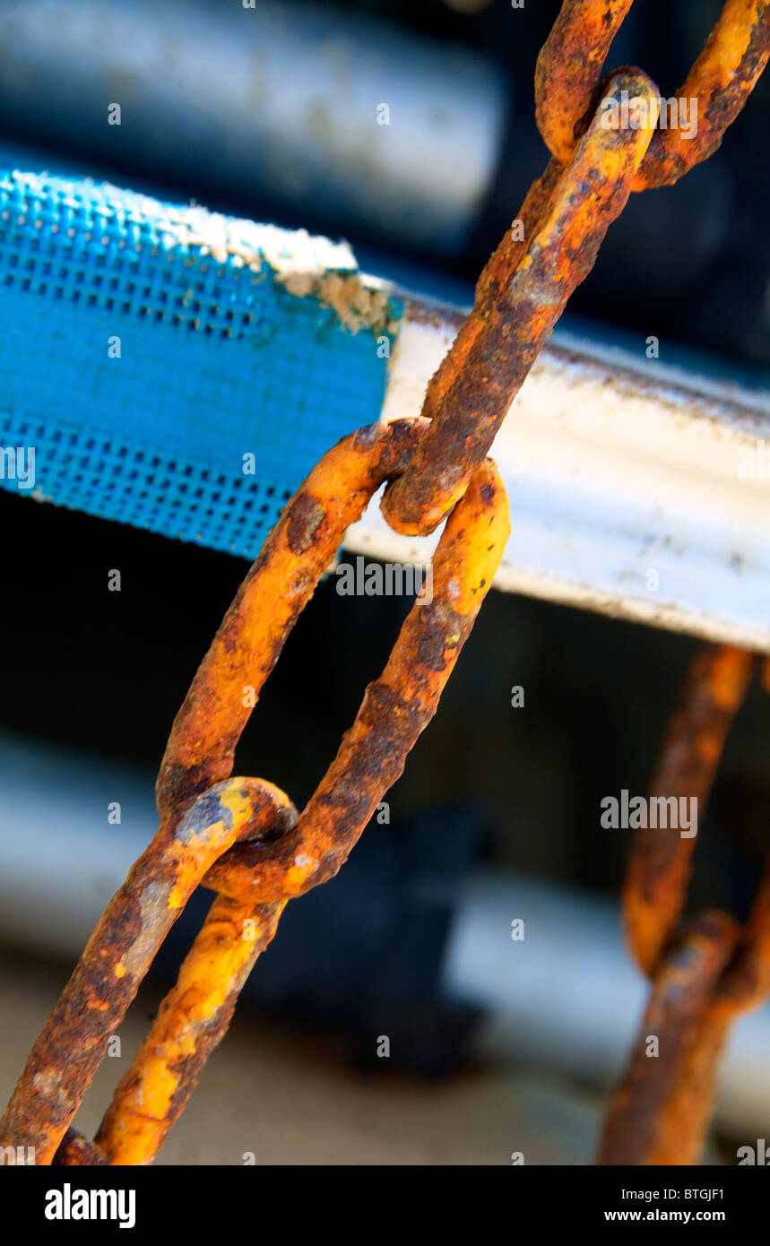 Corroded marine chain hi-res stock photography and images - Alamy