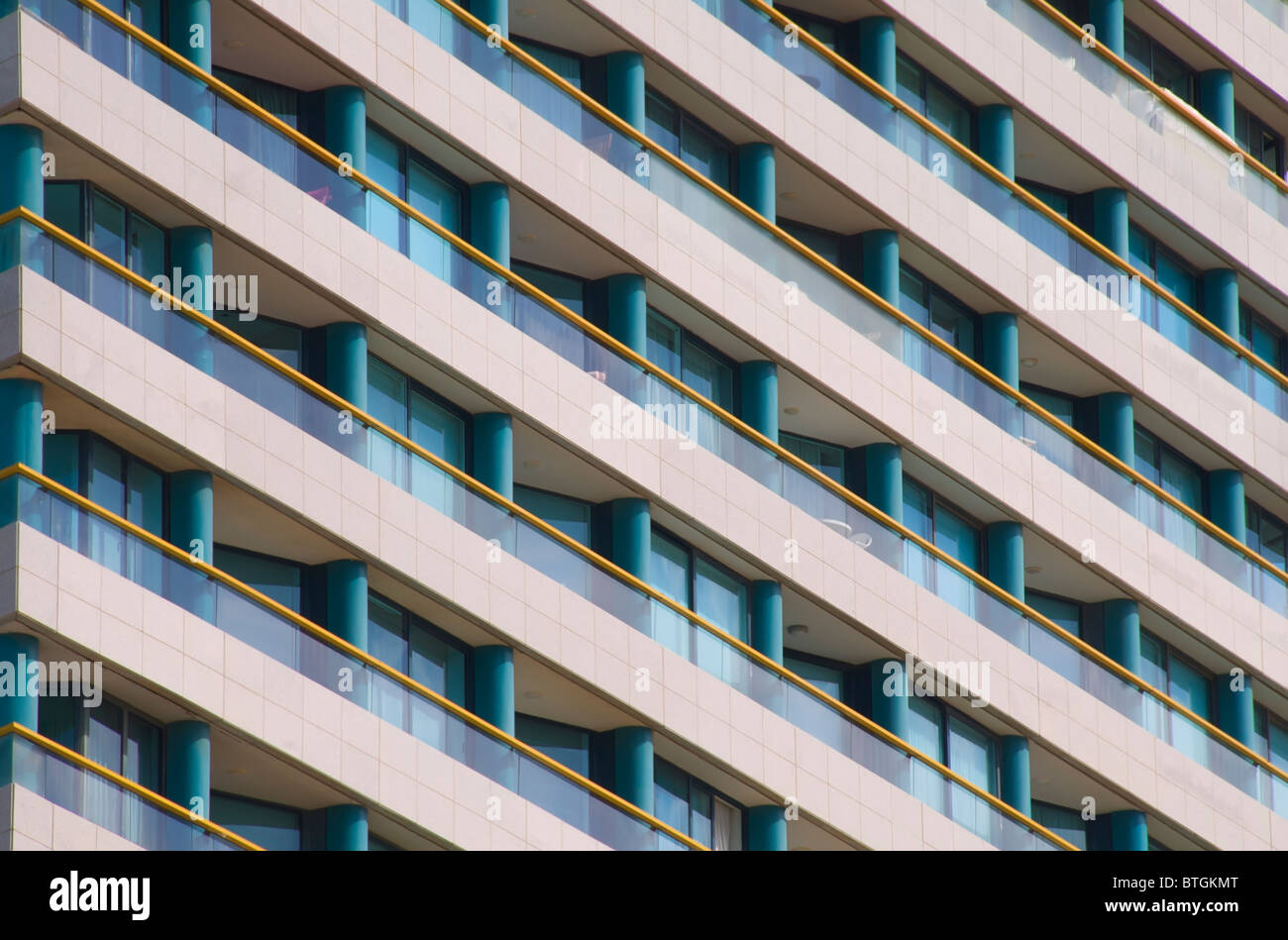 Skyscraper glass windows balconies hi-res stock photography and images ...
