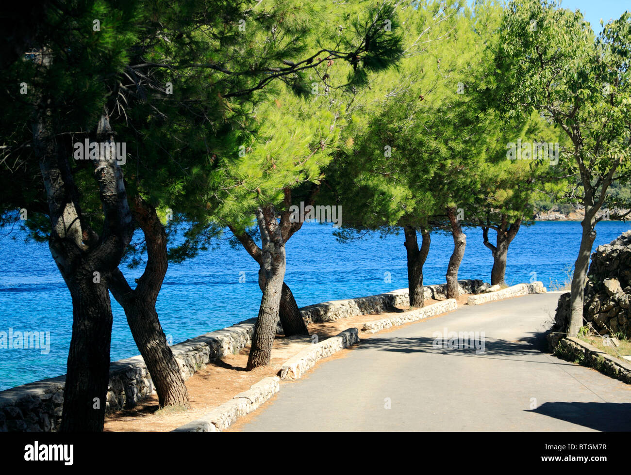 Promenade in Valun village on Cres Island, Croatia Stock Photo - Alamy