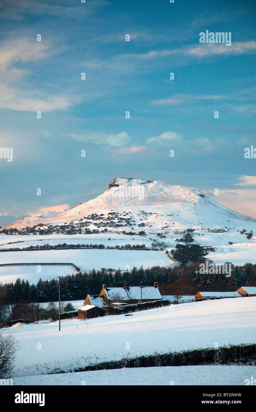 Roseberry Topping from Gribdale in Winter Snow, North Yorkshire Stock ...
