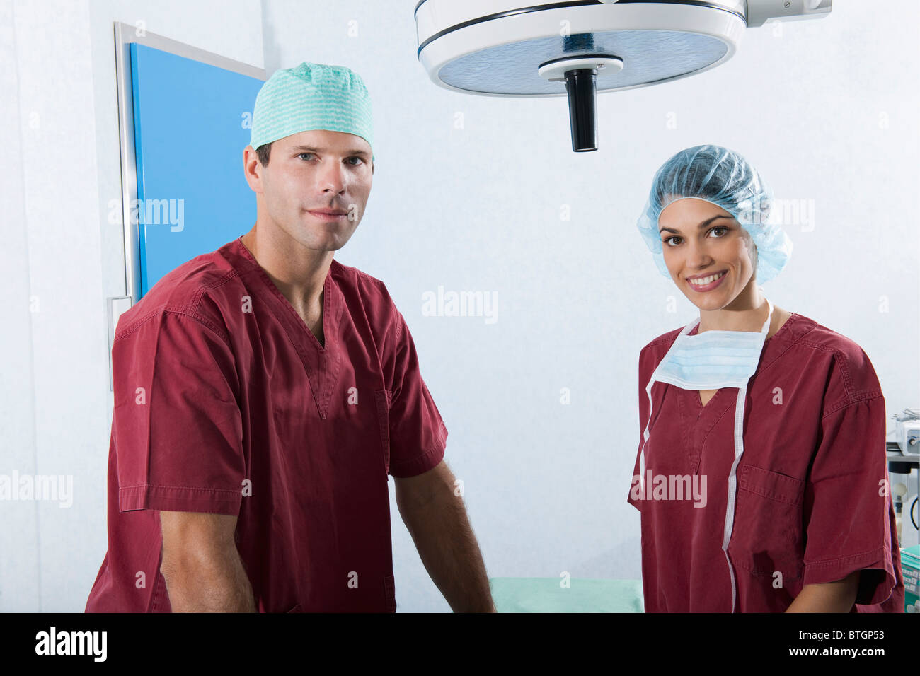 Medical personnel in operating room Stock Photo - Alamy