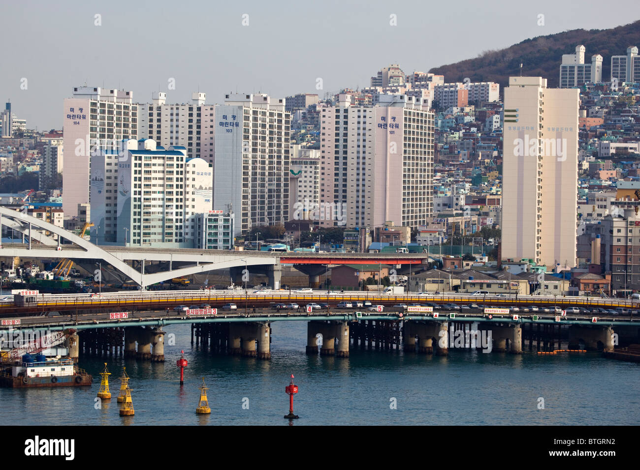 Busan port hi-res stock photography and images - Alamy