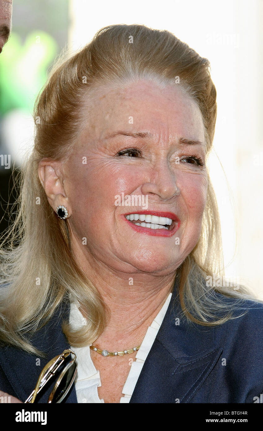 Laura Cairns's Instagram, Twitter & Facebook on IDCrawl