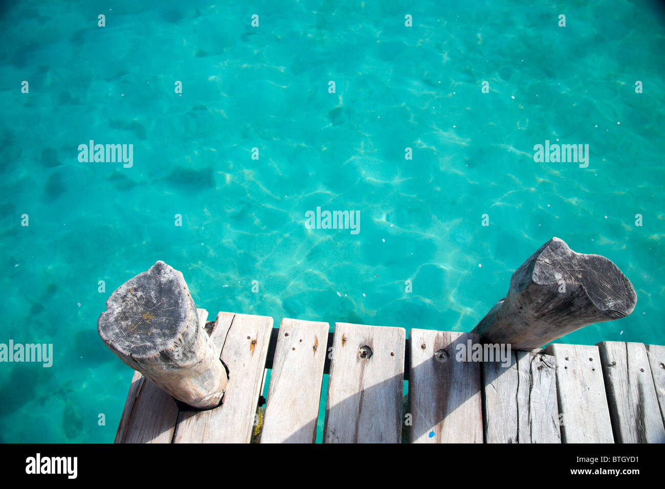Top view of pier hi-res stock photography and images - Alamy