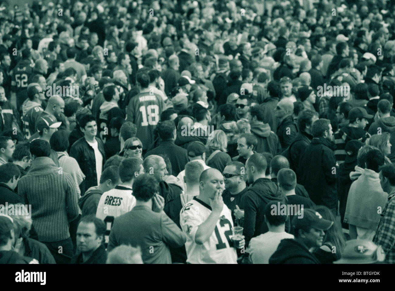Crowd scene, Trafalgar Square, London UK Stock Photo - Alamy